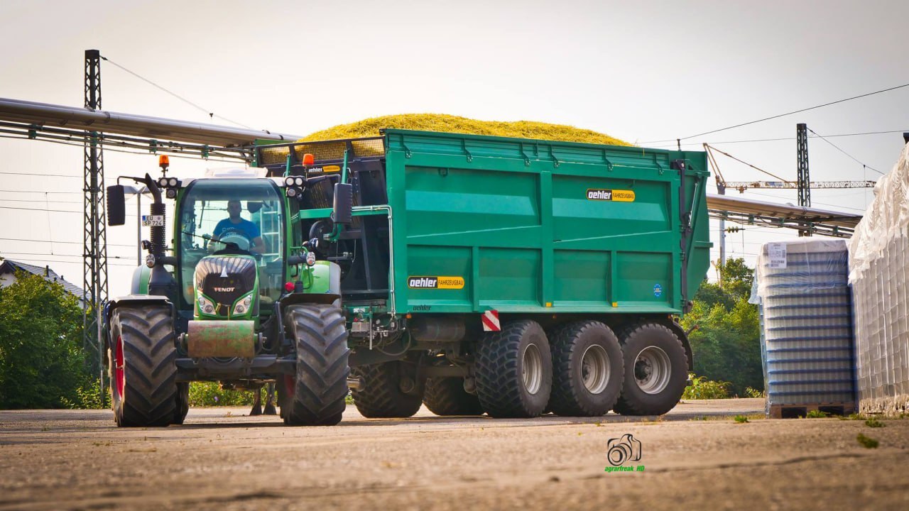 Причіп з рухомою передньою стінкою OL ASW 340 - Patron AUTO
